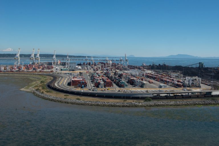 Scientists reject Roberts Bank Terminal II project - Maritime Magazine