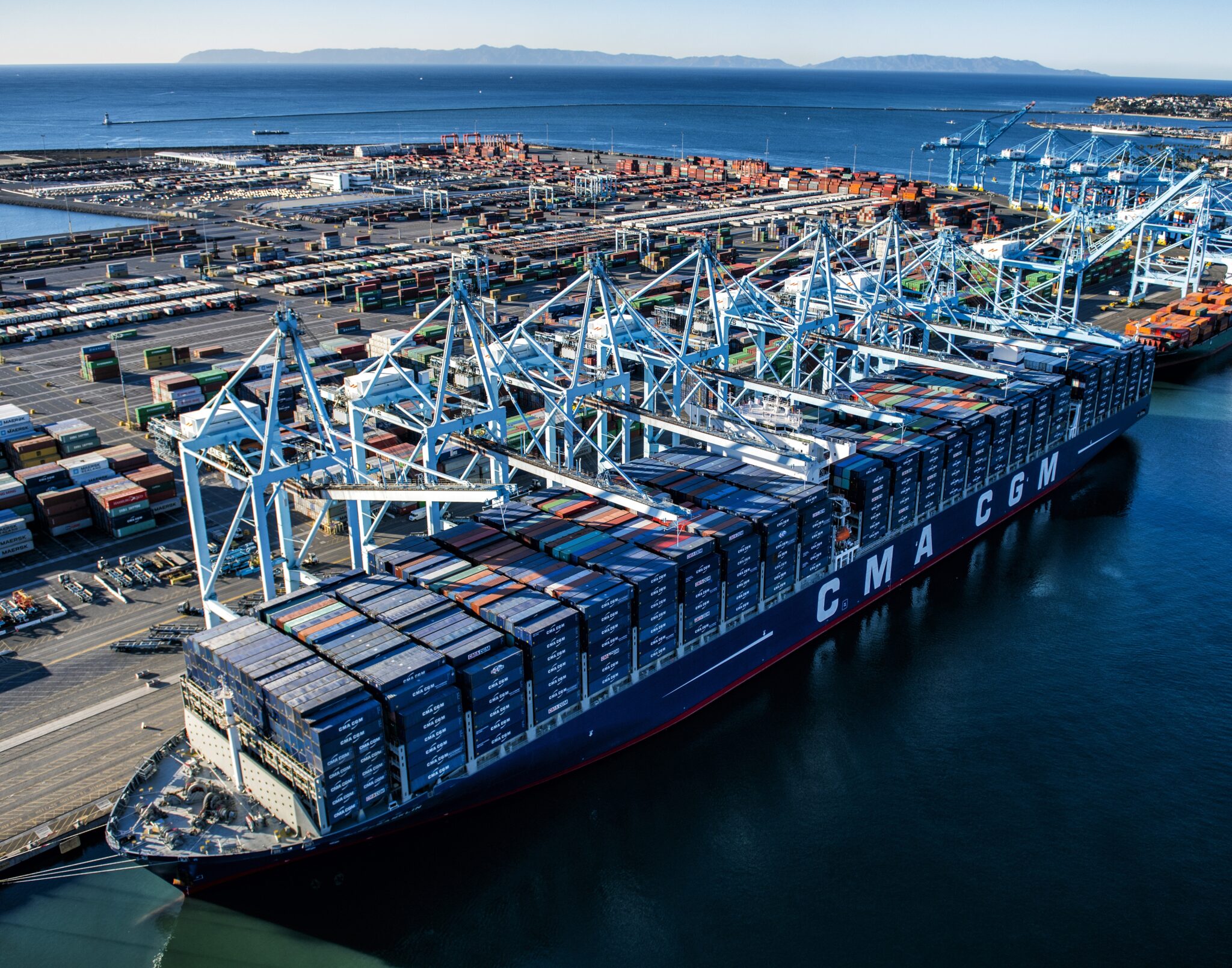 Big import volume decline foreseen on U.S. container ports in first ...